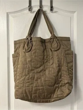 Bags | Y2k Mj Quilted Tote Shoulder Bag Bag Taupe Brown Gym Workout ...